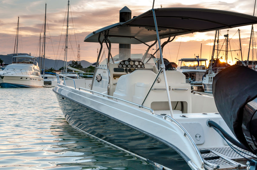 5 Common Mistakes You Make When Docking Your Boat - V-Dock - R&D ...